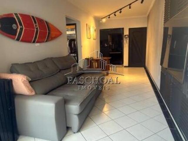 Apartamento 2 quartos sendo 1 suite. 100 metros da praia. Canto do Forte
