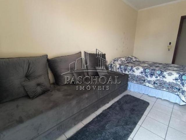 Apartamento 2 quartos sendo 1 suite. Tupi