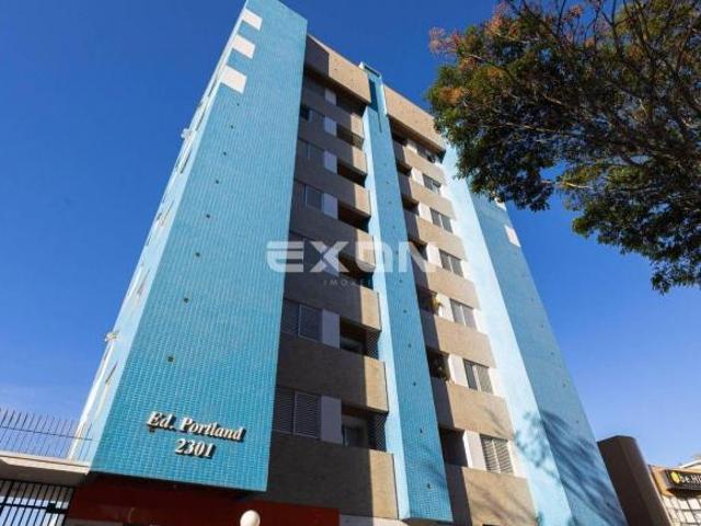 Apartamento 2 quartos sendo 1 suíte, com uma vaga de garagem no Água Verde