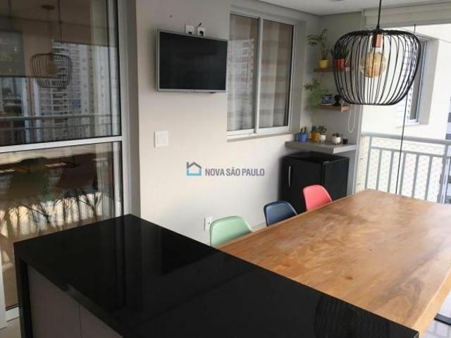Apartamento 2 quartos sendo 1 suíte e 2 vagas