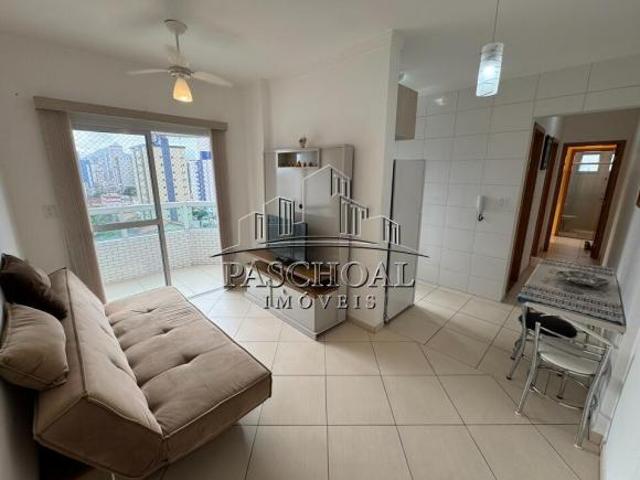 Apartamento 2 quartos sendo 1 suite. Sol da manhã. Mobiliado ! Guilhermina