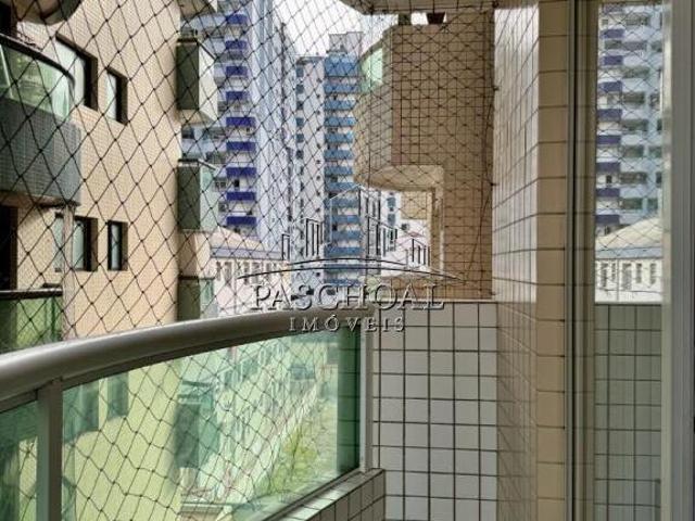 Apartamento 2 quartos sendo 2 suites. 150 metros da praia. Guilhermina