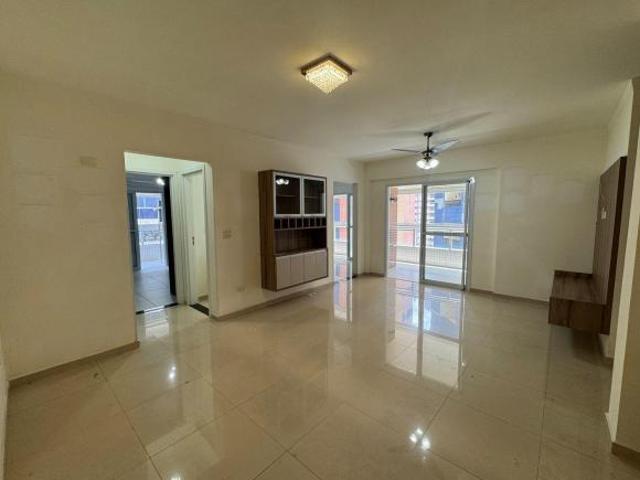APARTAMENTO 2 QUARTOS SENDO SUITES FRENTE AO MAR!