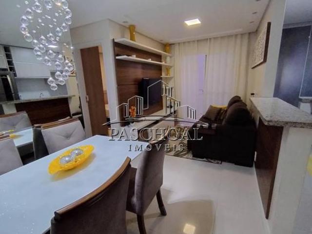 Apartamento 2 quartos, suíte,100m do mar, portaria 24h, lazer clube, 1 vaga de garagem demarcada, pr