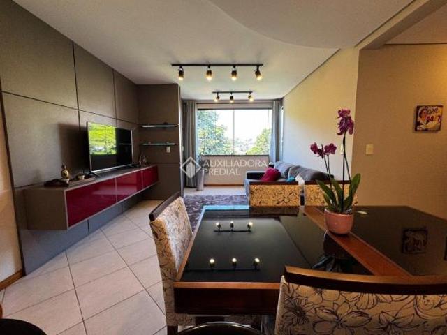 Apartamento 2 quartos, suíte e 2 vagas em Novo Hamburgo no bairro Vila Rosa!