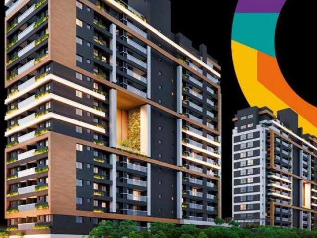 APARTAMENTO 2 QUARTOS SUÍTE SACADA AO LADO PARQUE BARIGUI. CONDOMÍNIO CLUBE