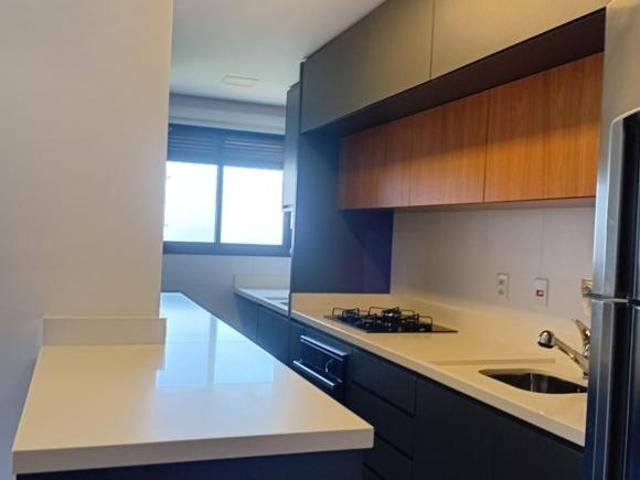 Apartamento 2 quartos, suíte, vaga coberta no bairro Camaquã em Porto Alegre/RS