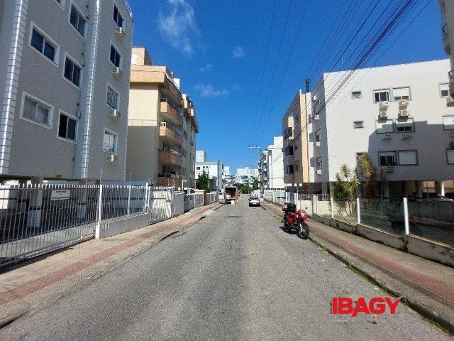 Apartamento 2 Quartos Pagani 61m²