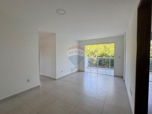 Apartamento 2 quartos, Palmeiras, quadra da lagoa, em Cabo Frio!