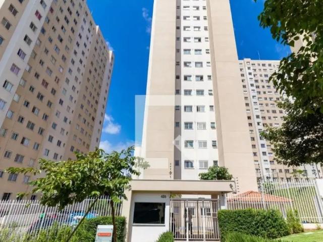 Apartamento, 2 Quartos para Alugar, 43 m² por R$ 800,00