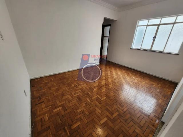 Apartamento, 2 Quartos para Alugar, por R$ 1.900,00