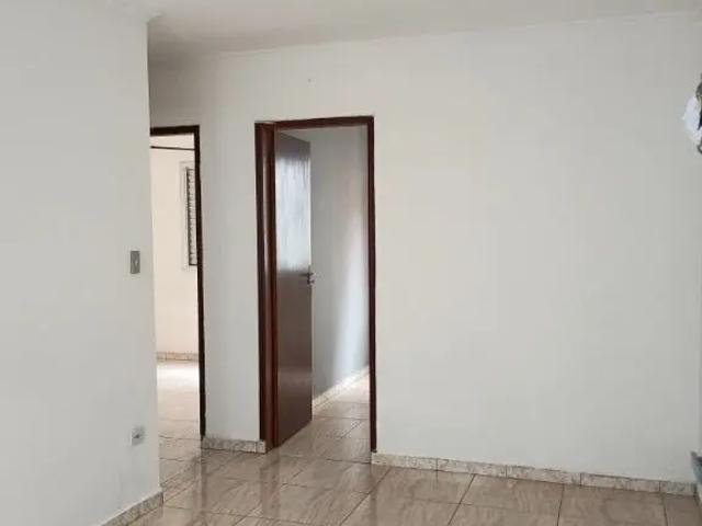 Apartamento, 2 Quartos para Alugar, por R$ 1.000,00
