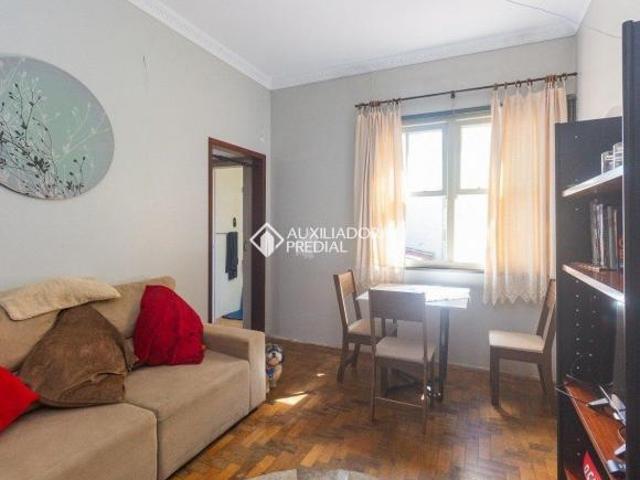 APARTAMENTO 2 QUARTOS PARTENON
