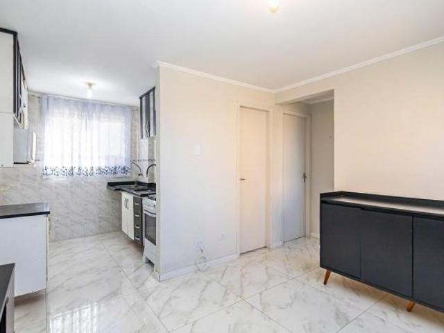 Apartamento 2 quartos, totalmente reformado, no Santa Cândida pronto para morar