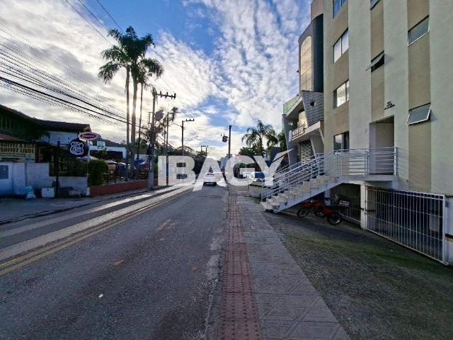 Apartamento 2 Quartos Trindade 70m²