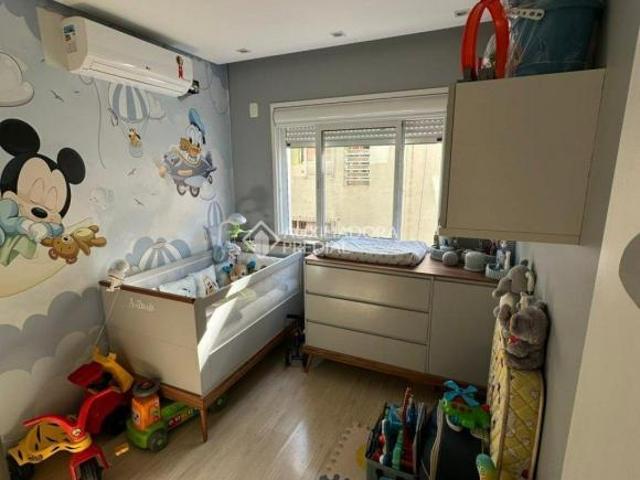 Apartamento 2 quartos, vaga coberta, bairro Passo da Areia