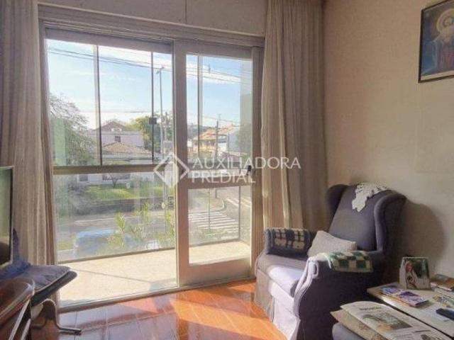 Apartamento 2 quartos, vaga fixa coberta e sacada à venda no bairro Cristal