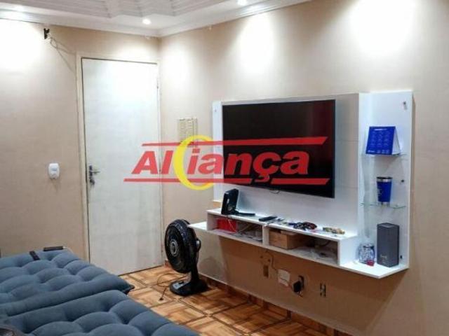 APARTAMENTO 2 QUARTOS, VAGA ROTATIVA, PIMENTAS PRÓXIMO À JUSCELINO E AYRTON SENNA EM GUARULHOS EM SP