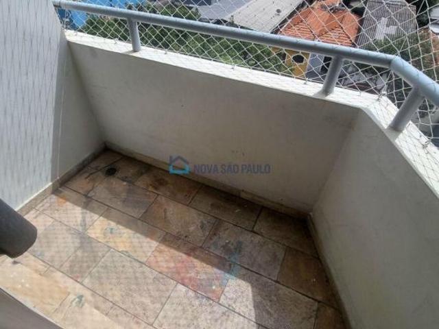 Apartamento 2 Quartos, Varanda, 1 vaga livre, lazer ! 750m, próximo ao Metrô Praça Árvore