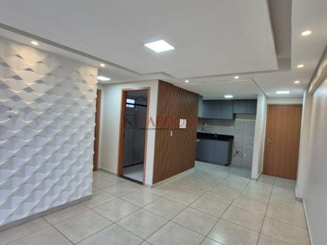 Apartamento 2 quartos, Varanda Espaçosa, Residencial Paulo Freire, Samambaia Norte, Aceita financiam
