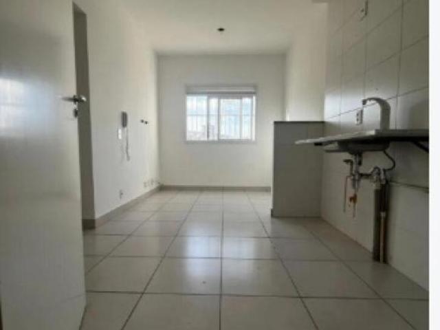APARTAMENTO 2 QUARTOS VILA CARMOSINA
