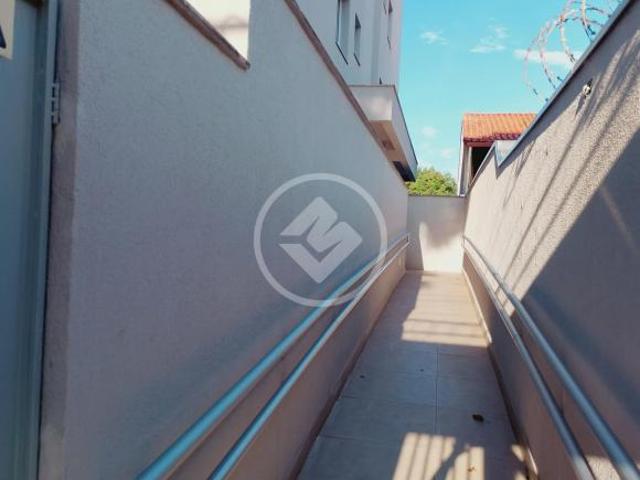 Apartamento 2 Quartos/Elevador Santa Mônica