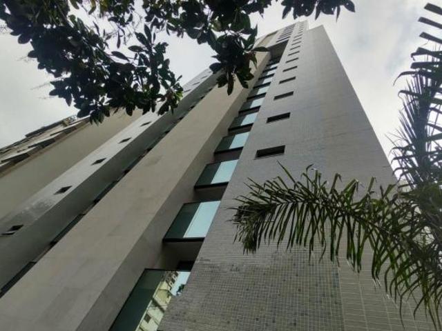 Apartamento 2 suítes, 3 vagas | Lourdes, BH | Financia e aceita permuta