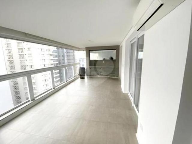 Apartamento 2 suítes com 3 vagas e vista livre no Paraíso – São Paulo