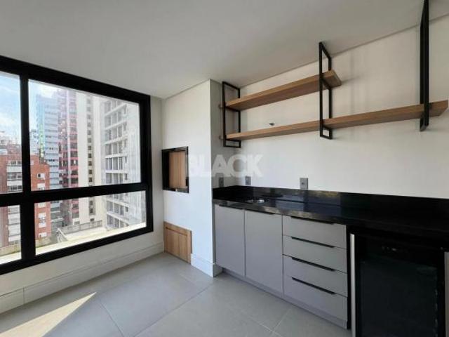 Apartamento 2 suítes perto das Quatro Praças em Torres RS