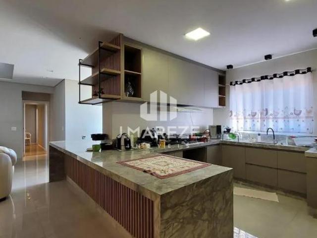 Apartamento 2 vagas de Alto padrão mobiliado no Edificio São José