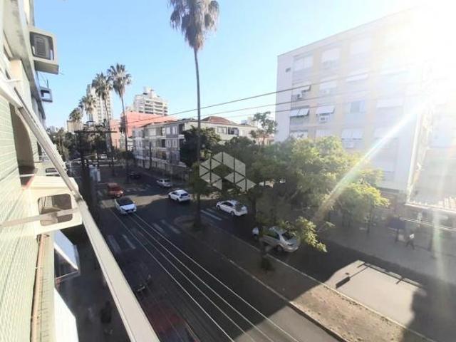 Apartamento 2d ni Menino Deus em frente ao Zaffari da Av. Getúlio Vargas