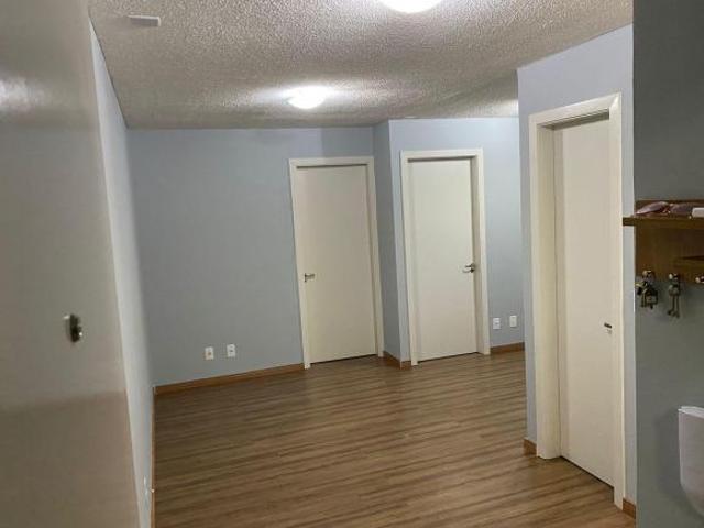 Apartamento 2D para locação no Bairro Restinga