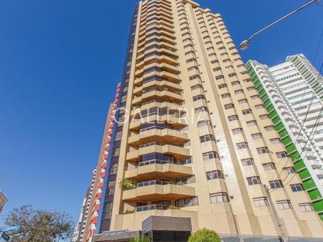 Apartamento 302m² privativos, 4 Quartos no Batel!