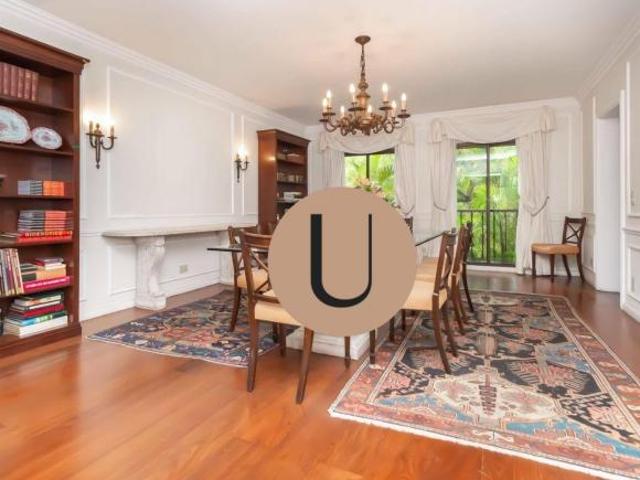 Apartamento 306 m2 Área útil ! 4 dts, 2 vagas! Real Parque!