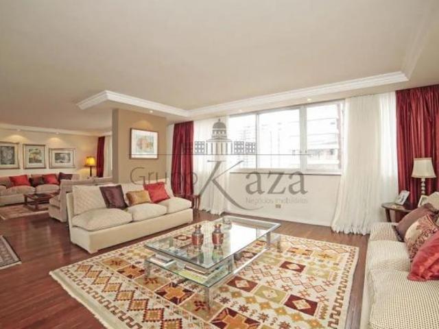 Apartamento 325m² Jardim Paulista