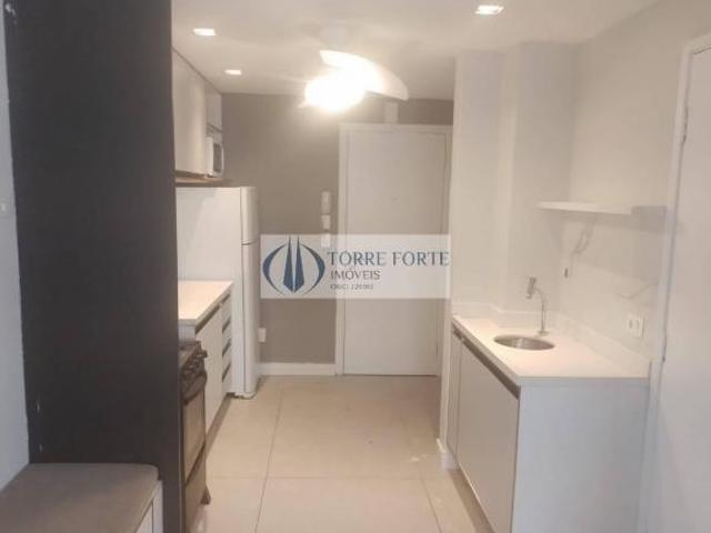 Apartamento 32 m² 1 dorm1 banheiro, mobiliado a 170 m do Metrô Sta. Cecilia