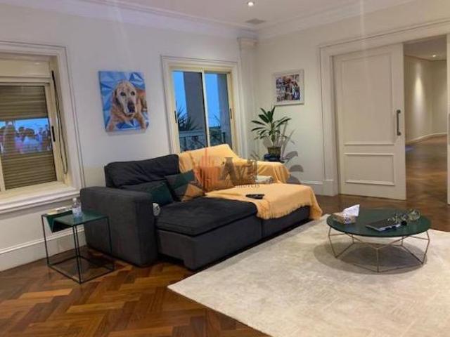 Apartamento 336m² com 4 Suítes à Venda no Tatuapé