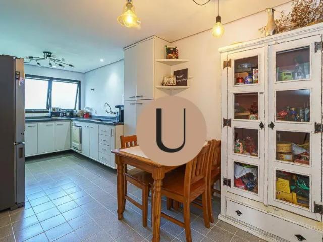 Apartamento 3 dts, 2 vagas, andar alto! Morumbi!