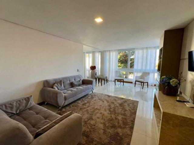 APARTAMENTO 3 DORMTIORIOS SUÍTES