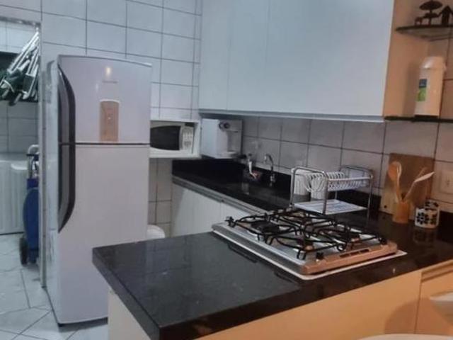 Apartamento 3 dormtórios na orla da praia