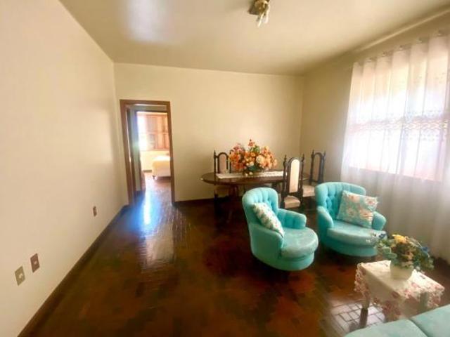Apartamento 3 dorm, 2 banheiros 110m²
