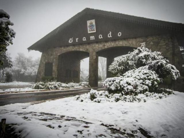 Apartamento 3 Dorm Bairro Lago Negro
