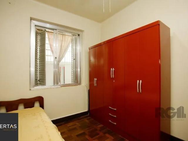 Apartamento 3 dormitórios bairro 95 m2 Bairro Floresta em Porto Alegre