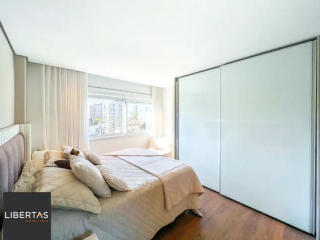 Apartamento 3 dormitórios à venda Auxiliadora Porto Alegre/RS