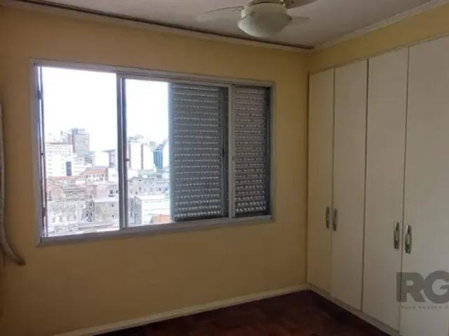 Apartamento 3 dormitórios à venda Centro Histórico Porto Alegre/RS