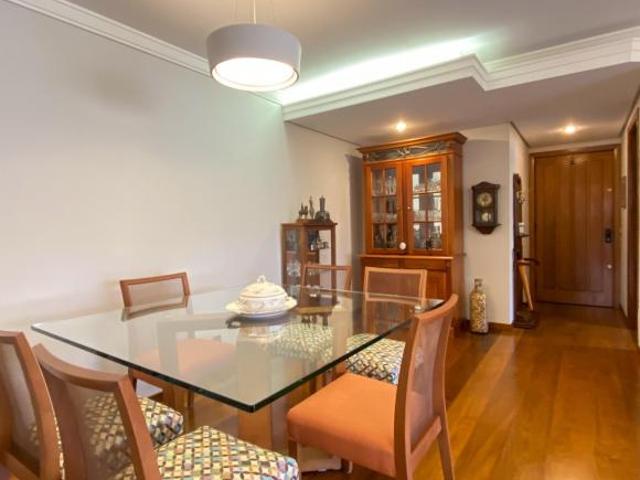 Apartamento 3 dormitório, 2 vagas e depósito a poucos metros do Parcão