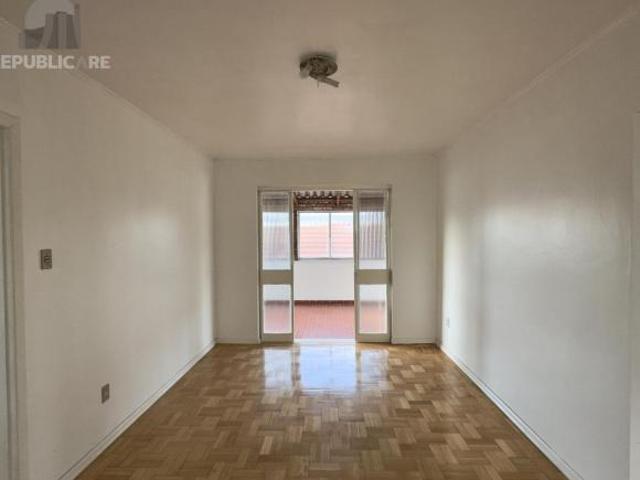 APARTAMENTO 3 DORMITÓRIO COM 2 BANHEIROS PRÓXIMO AO BOURBON IPIRANGA