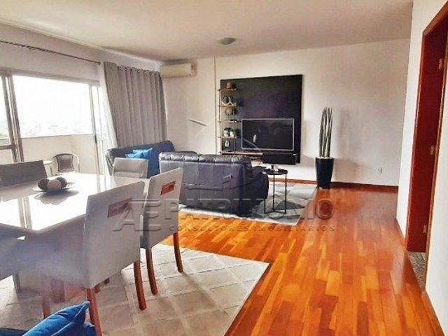 APARTAMENTO,3 Dormitorio s bairro Centro MOREIRA CESAR ED