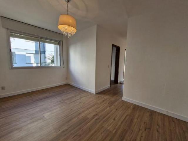 Apartamento 3 dormitórios na rua Corronel Massot, Cristal