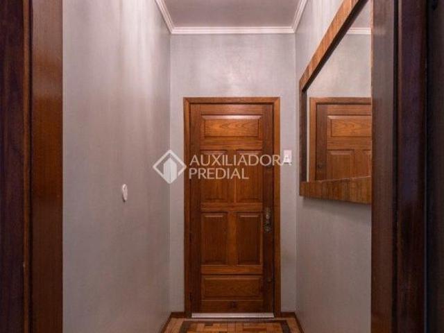 Apartamento 3 dormitórios no Bairro Santana ao lado da Redenção